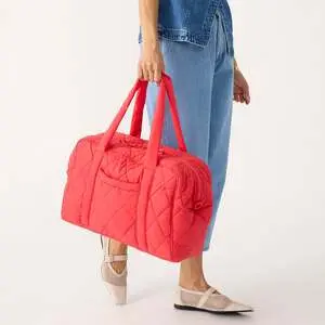 VERA BRADLEY Miramar Weekender Bag