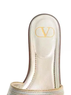 Valentino Garavani Logo Plaque Flat Sandals - Silver