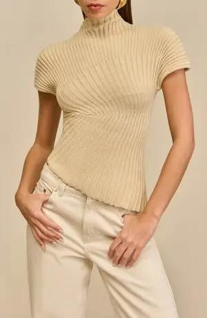 Short Sleeve Knit Tops