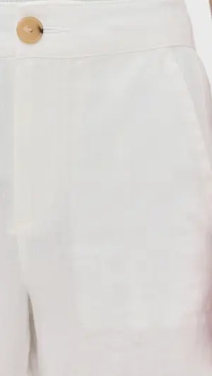 Vince Mid-rise Hemp Shorts - Off White