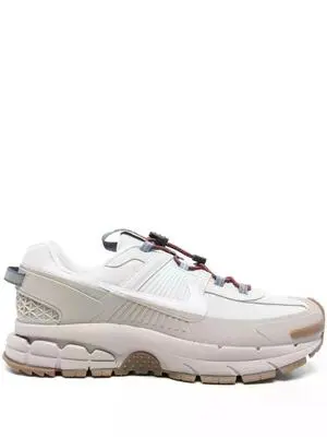 Nike Zoom Vomero Roam Sneakers - Neutrals