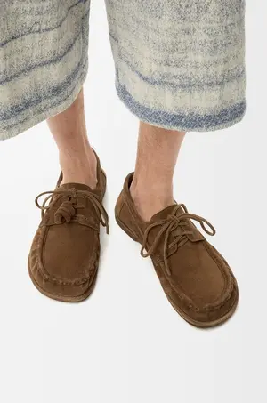 Loewe Suede Calfskin Campo Boat Shoe With Knot Detailing - Brown