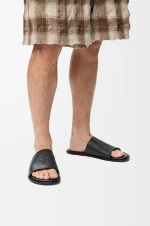 Closed Toe Slide Shoes For Men