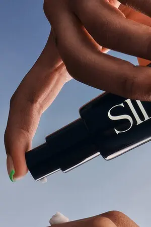 SIDIA The Hand Serum - Wired
