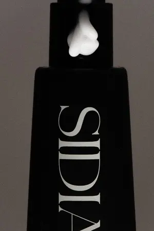 SIDIA The Hand Serum - Wired