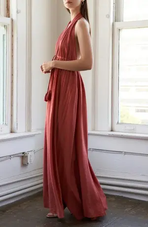 FREEMARKET Open Back Halter Maxi Dress