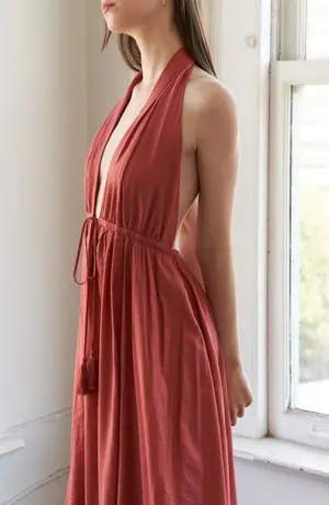 FREEMARKET Open Back Halter Maxi Dress