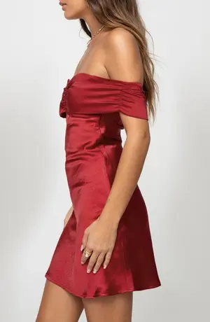 Princess Polly Sadee Off The Shoulder Mini Dress - Red