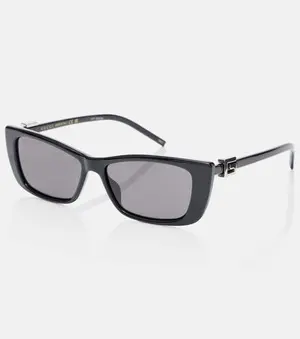Gucci Rectangular Sunglasses With Logo