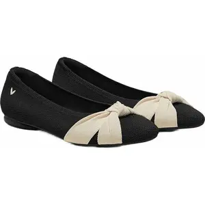 Vivaia Flats For Women