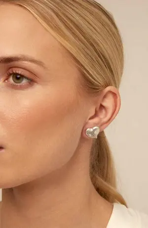 UNODE50 Heartbeat Stud Earrings - Silver