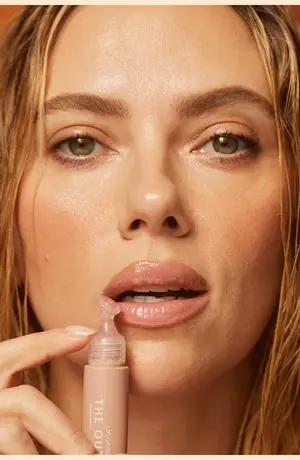 THE OUTSET Lip Oasis Glossy Treatment - Dune