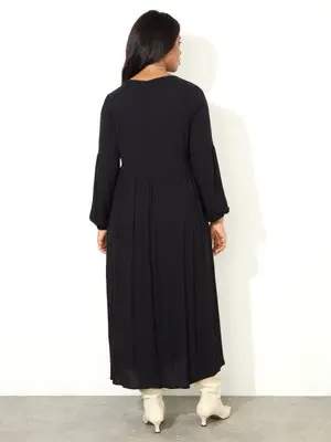 LIVE UNLIMITED Embroidered Crinkle Dress