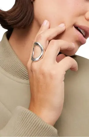 UNODE50 Open Oval Ring - Silver
