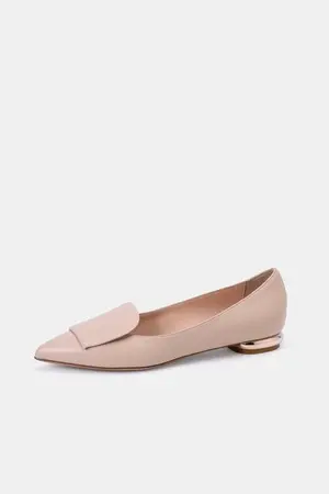 BELLS & BECKS Lia Pointed Toe Loafer - Nude