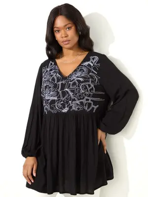 LIVE UNLIMITED Embroidered Crinkle Tunic