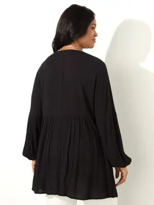LIVE UNLIMITED Embroidered Crinkle Tunic