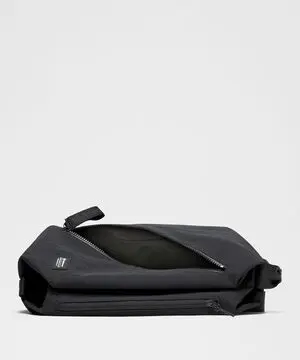 Lululemon Fast Track 2.0 9l Bag - Black