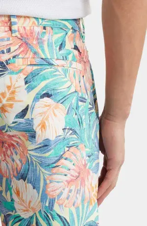 Tommy Bahama Chip Shot Positano Palms Stretch Ripstop Shorts - Lychee