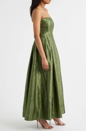 TAHARI ASL Crushed Taffeta Gown