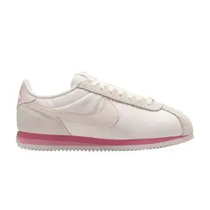 Nike Cortez Sneakers - Pink