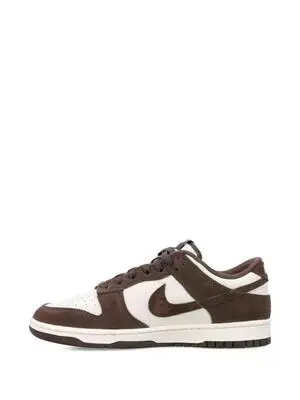 Nike Dunk Low Sneakers