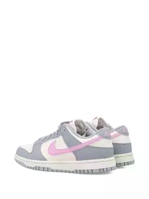 Nike Dunk Low Sneakers