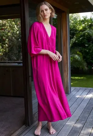 OCEAN+MAIN Caftan With Rouched Front - Fuchsia