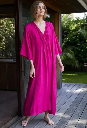 OCEAN+MAIN Caftan With Rouched Front - Fuchsia