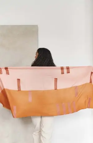 STUDIO VARIOUSLY Soft Scarf