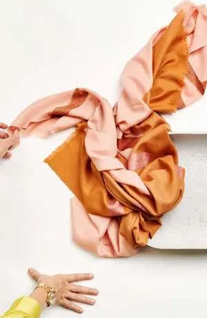 STUDIO VARIOUSLY Soft Scarf