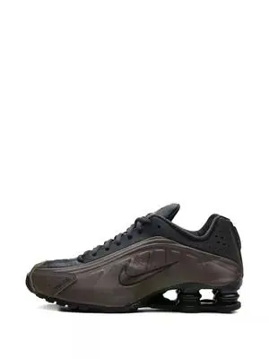 Nike Shox R4 Sneakers