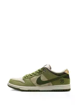 Nike X Yuto Horigome Dunk Low Sneakers - Green
