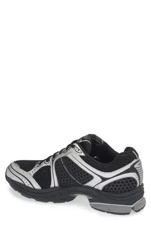 Saucony Progrid Triumph 4 Sneaker - Black/silver