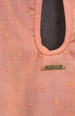 1PEOPLE-US Strasbourg Blouse - Peach