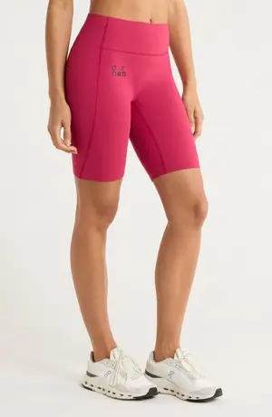 On Studio High Waist Bike Shorts - Grenadine