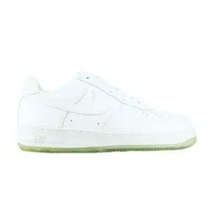 Women's White Air Force 1 Outfits