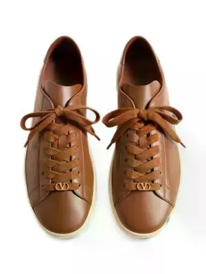 Valentino Garavani Royco Trainers In Nappa Calfskin - Brown