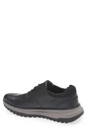 ALIGN Waterproof Leather Sneakers - Black