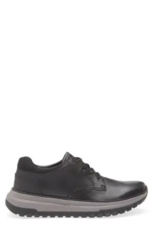 ALIGN Waterproof Leather Sneakers - Black
