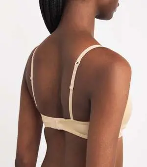 SKIMS Wireless Form T-shirt Bra - Beige