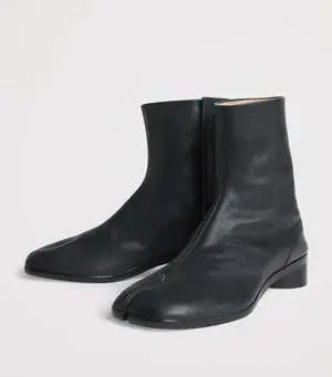 MAISON MARGIELA Leather Tabi Ankle Boots
