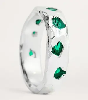 THE OUZE Sterling Silver Ring With Emerald