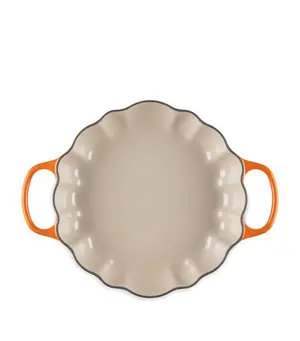 LE CREUSET Cast Iron Pumpkin Shallow Casserole Dish