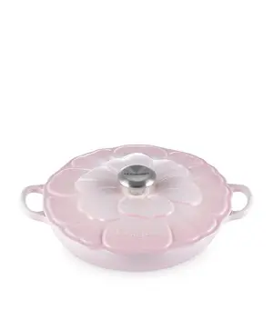 LE CREUSET Cast Iron Petal Shallow Casserole Dish - Pink