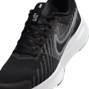 Nike Run Defy Road Running Shoes