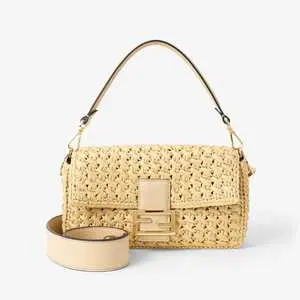 Fendi Baguette Viscose Fibre Crochet Bag