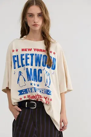 Daydreamer Fleetwood Mac Live In Concert Tee - Ivory