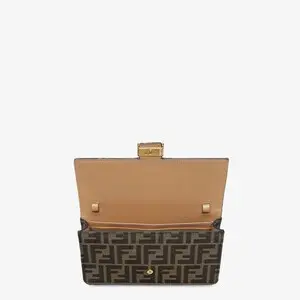 Fendi Baguette Wallet On Chain - Brown