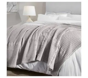 SUPERIOR Mai Geometric Waffle Cotton Blanket, King
